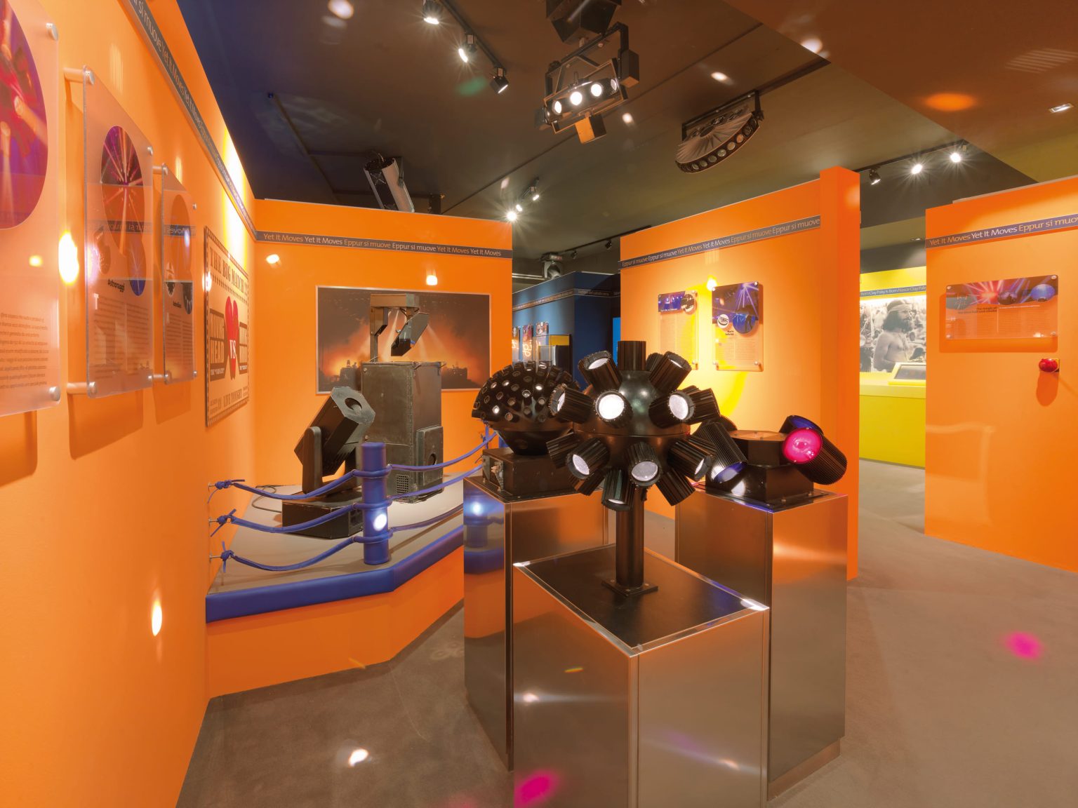 Museum of Modern Show Lighting (MoMS) | Claypaky